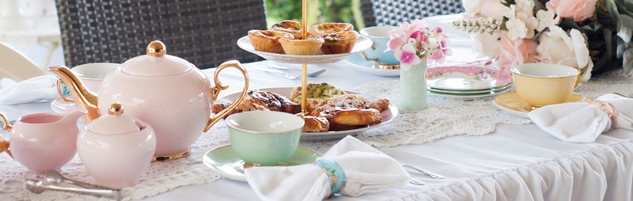 All you need to organise a Mad Hatter's Tea Party